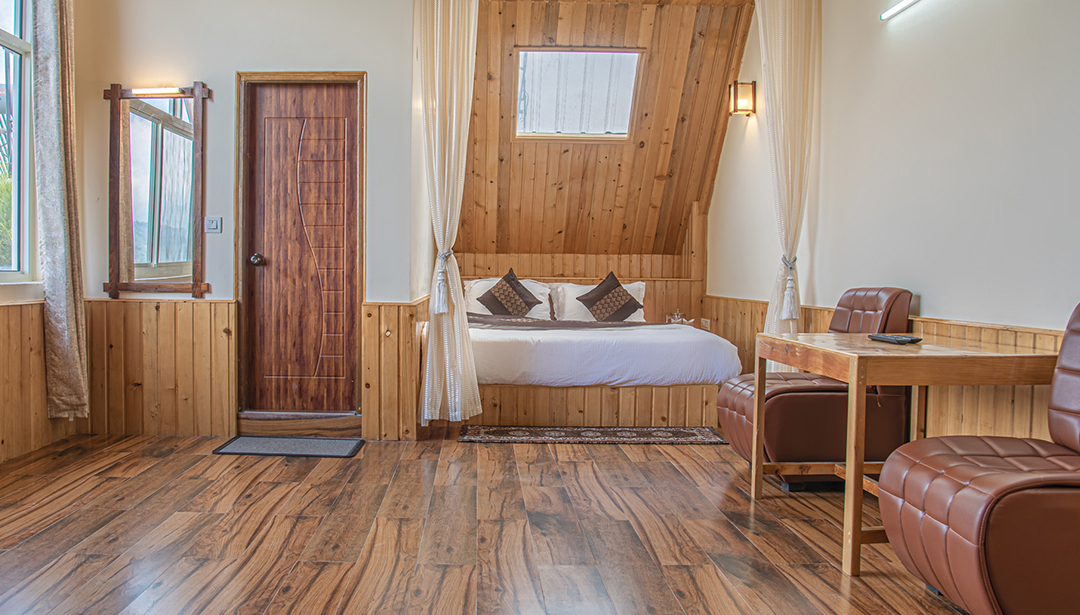 Snow Trails Resort Koti Neen-Luxury Adventure Camping Holiday-Luxury ...