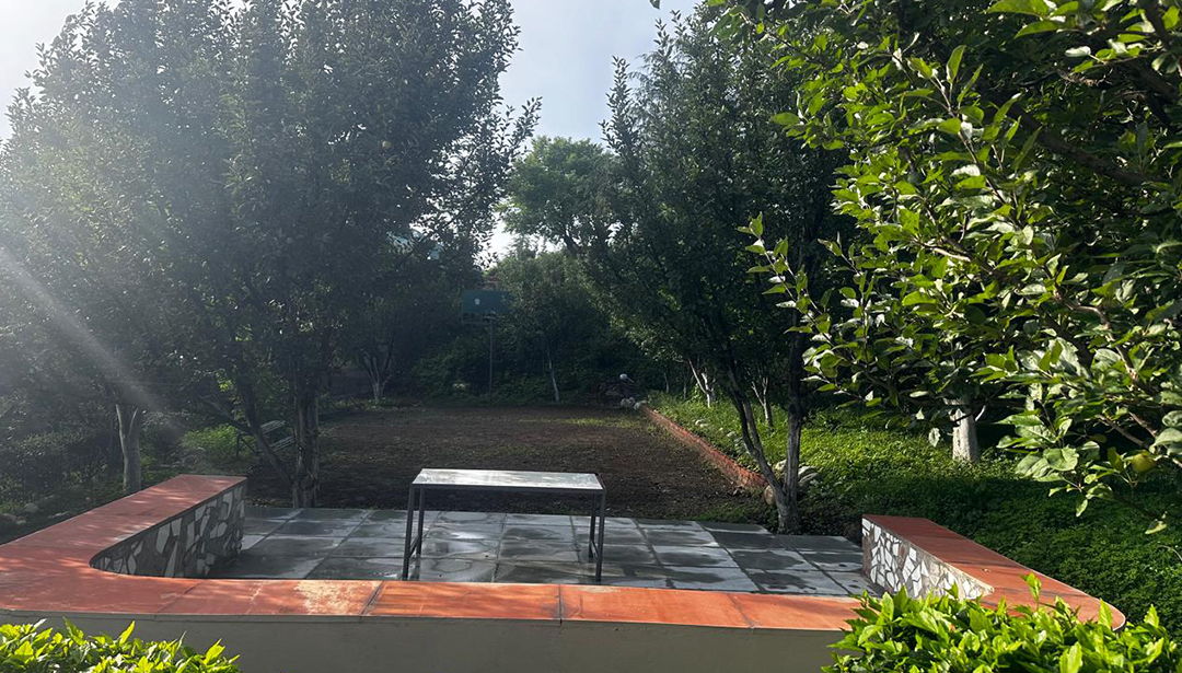 Snow Trails Resort Koti Neen-Luxury Adventure Camping Holiday-Luxury ...